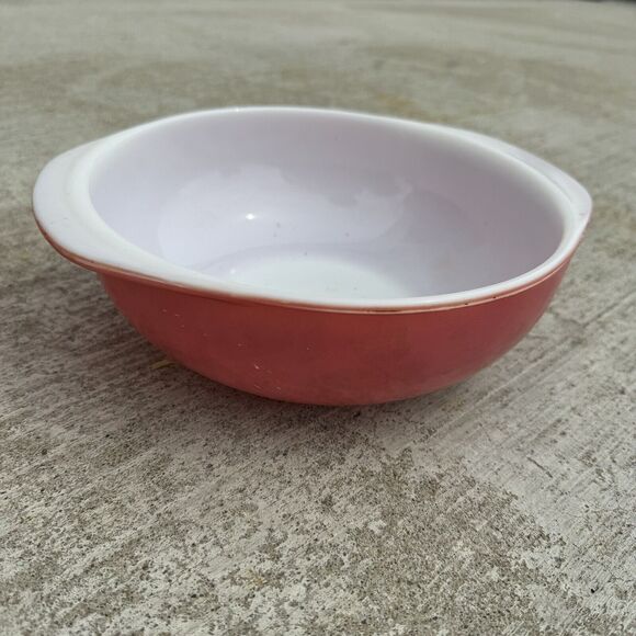 Pyrex | Dining | 95s Vintage Pink Flamingo Pyrex 024 2qt Round ...